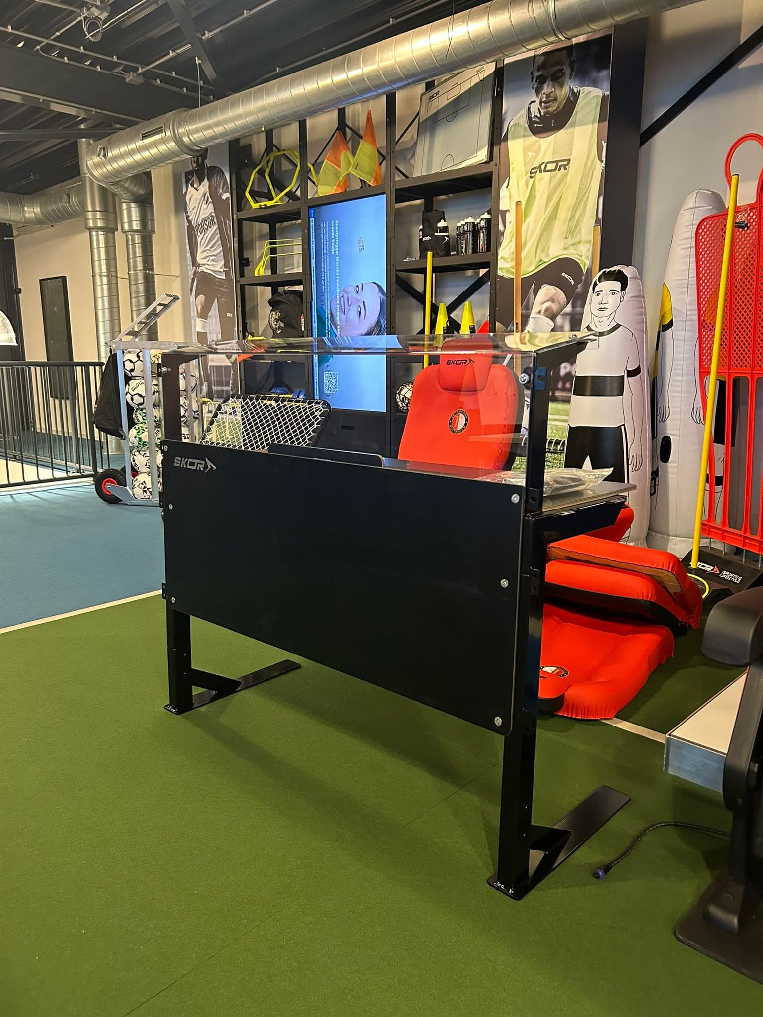 Standaard perstafel – SKOR Sports & Lifestyle